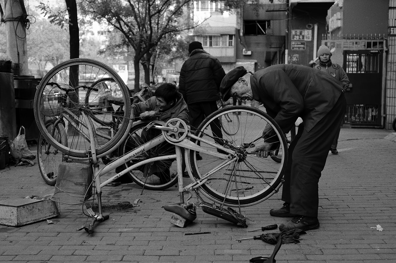 Swedish Government Rewards Citizens Who Repair Instead of Throwing Away ...