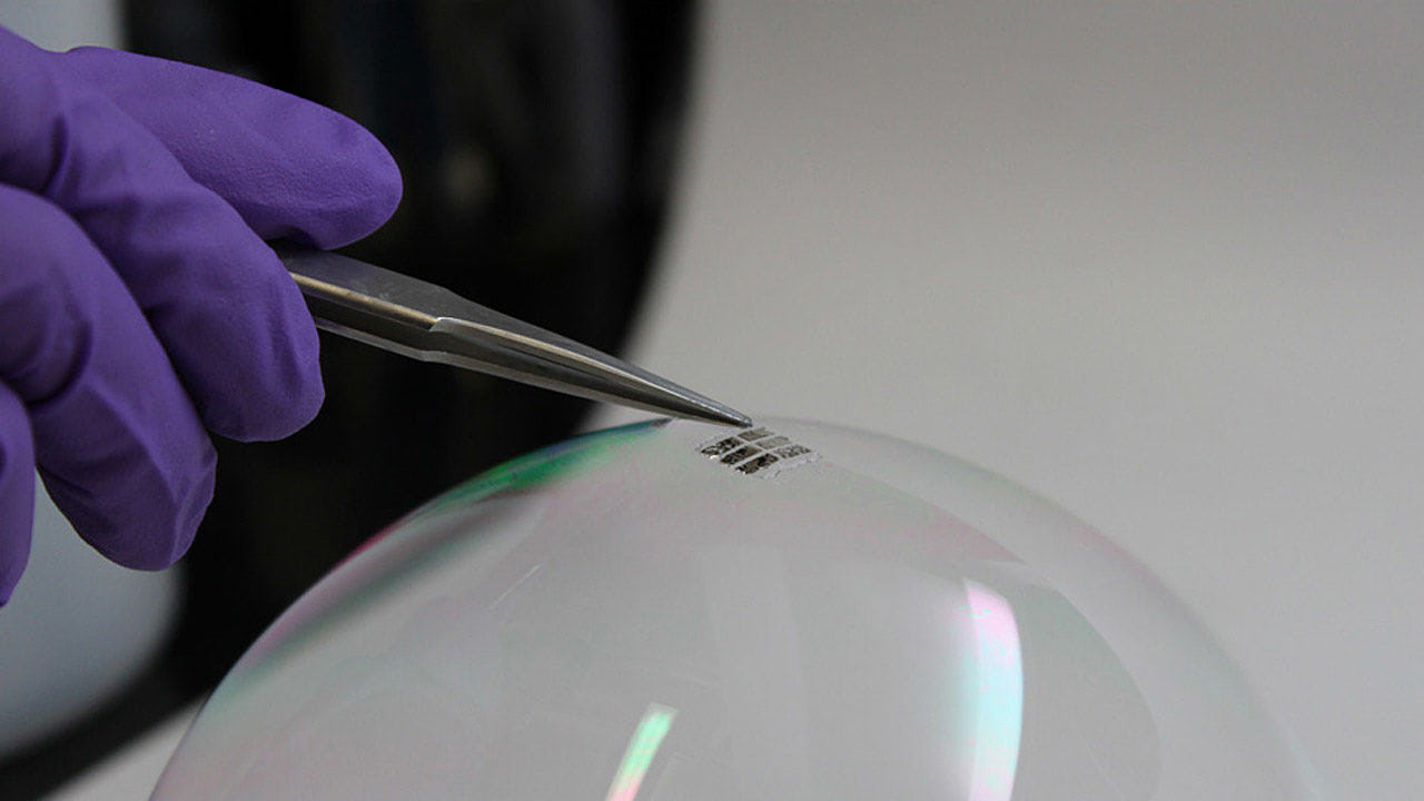 The Lightest Solar Cell Ever Made | Next Nature